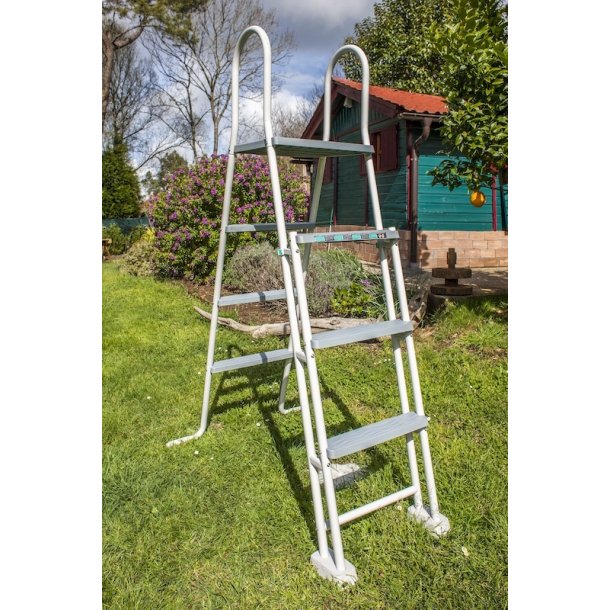 Pool stige sikkerhed med 2x3 trin + platform på 1,34 m